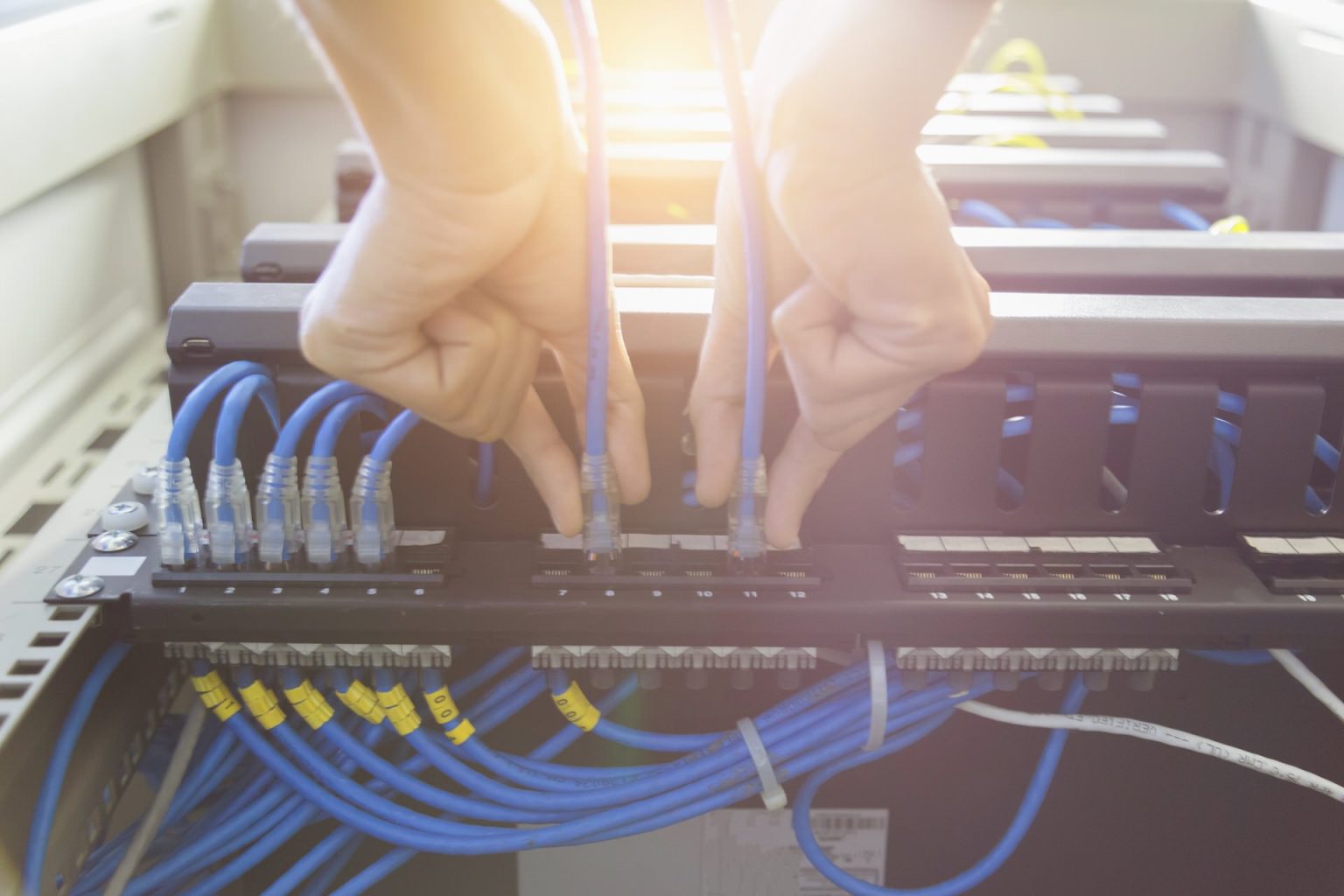 Câblage Structuré | Fleetinfo 1-855-836-4877